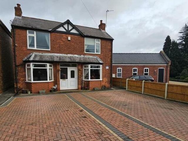 4 Bedroom Detached House For Sale In Tuxford