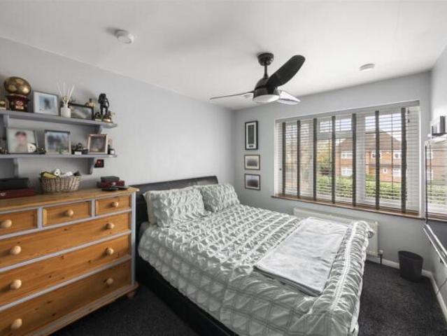 4 bedroom detached house for sale in Tudor Way, Hillingdon, UB10