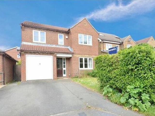 4 Bedroom Detached House For Sale In Twyford