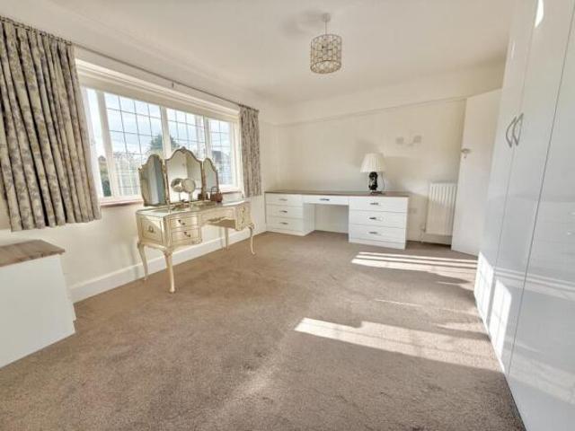 4 bedroom detached house for sale in Twemlow Avenue, Poole, BH14
