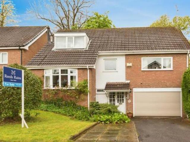 4 Bedroom Detached House For Sale In Tytherington, Cheshire