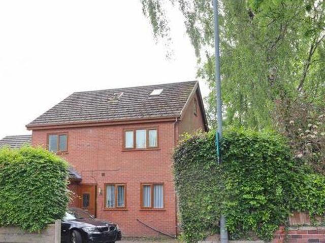 4 Bedroom Detached House For Sale In Tyldesley