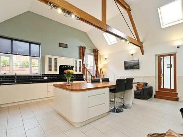 4 Bedroom Detached House For Sale In Unstone