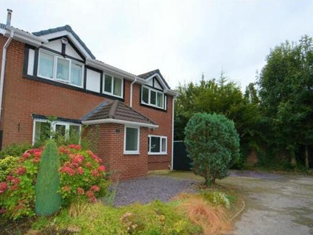 4 Bedroom Detached House For Sale In Upton