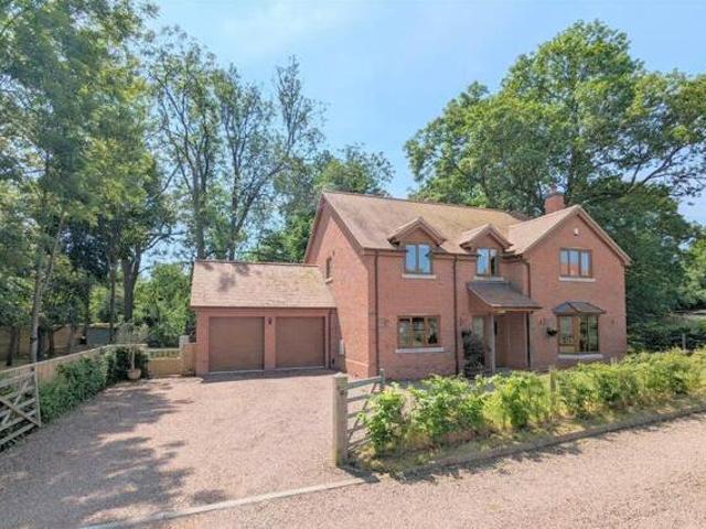 4 Bedroom Detached House For Sale In Upton upon severn