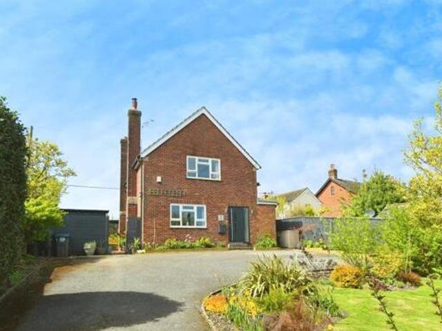 4 Bedroom Detached House For Sale In Upavon