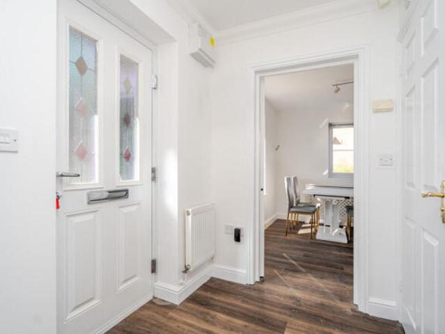 4 bedroom detached house for sale in Upper Wood Close, Shenley Brook End, Milton Keynes, MK5