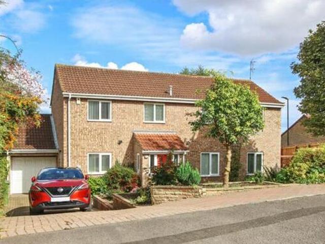 4 Bedroom Detached House For Sale In Usworth, Washington