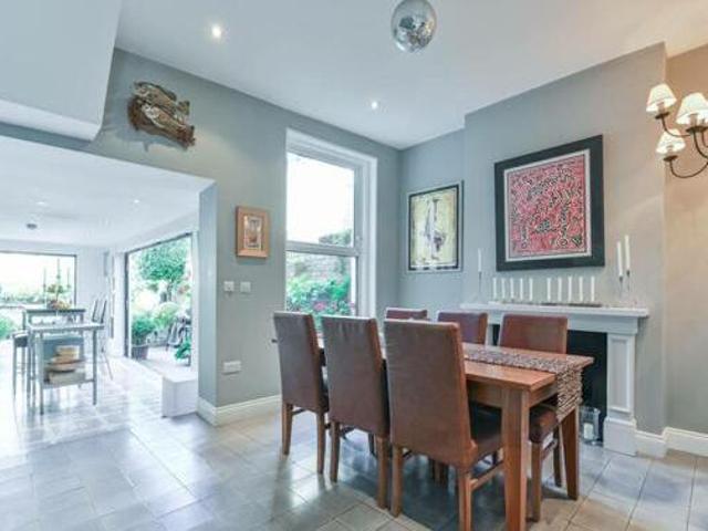 4 Bedroom Detached House For Sale In Vauxhall, London