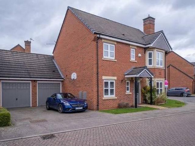 4 bedroom detached house for sale in Valiant Close Burbage LE10
