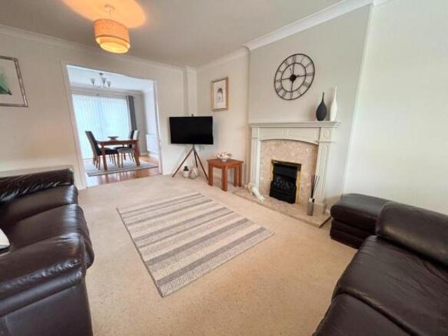 4 bedroom detached house for sale in Veteran Close, Wootton, Northampton NN4