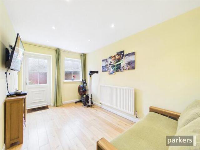 4 bedroom detached house for sale in Vickers Close, Woodley, Berkshire, RG5