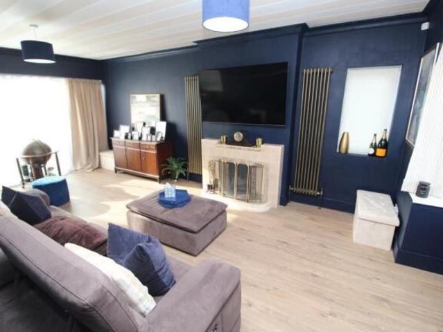4 bedroom detached house for sale in Victoria Street, Narborough, Leicester, LE19
