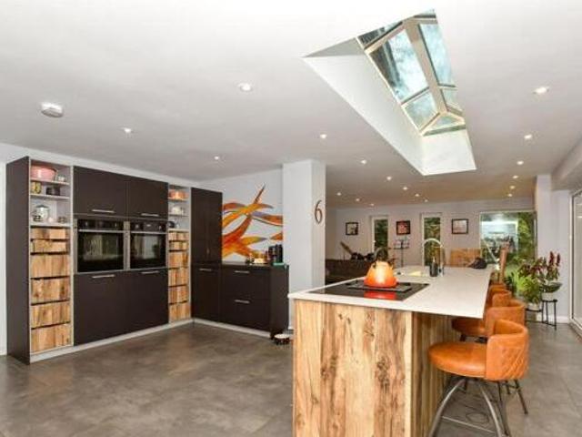 4 Bedroom Detached House For Sale In Vigo