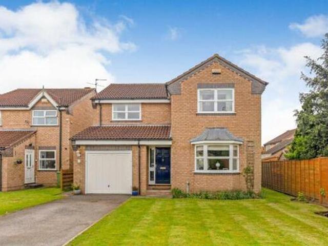 4 Bedroom Detached House For Sale In York
