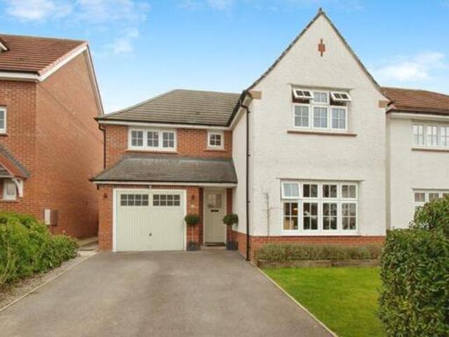 4 Bedroom Detached House For Sale In York