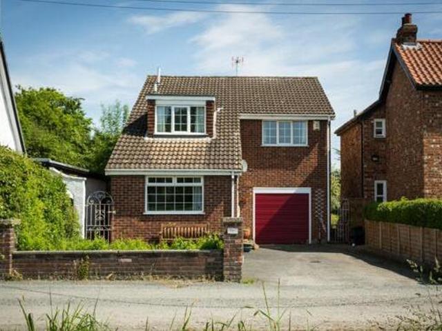 4 Bedroom Detached House For Sale In York, North Yorkshire