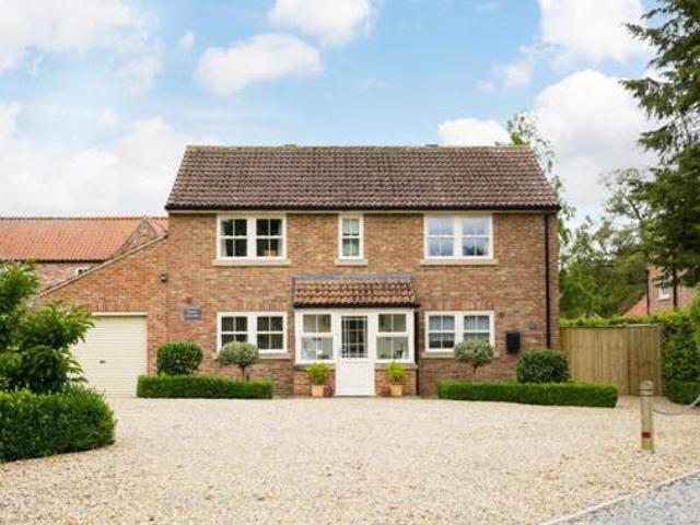 4 Bedroom Detached House For Sale In York, North Yorkshire