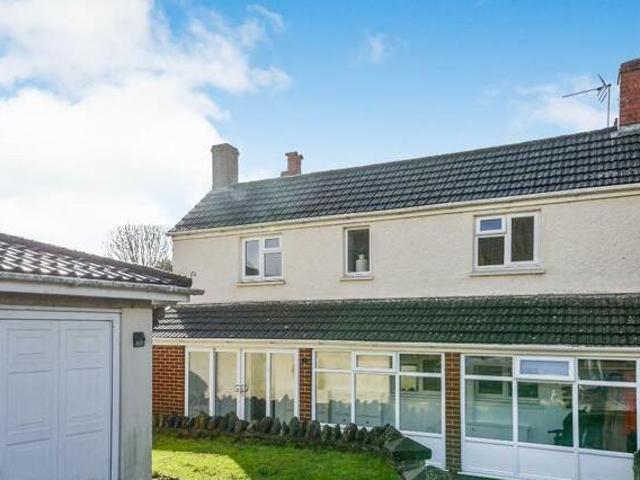 4 Bedroom Detached House For Sale In Yate, Bristol