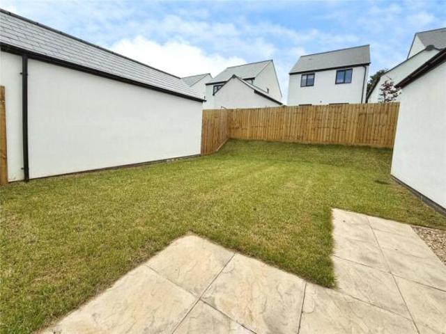 4 bedroom detached house for sale in Yew Gardens, Tithebarn, Exeter, Devon, EX1