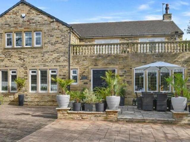 4 Bedroom Detached House For Sale In Yeadon
