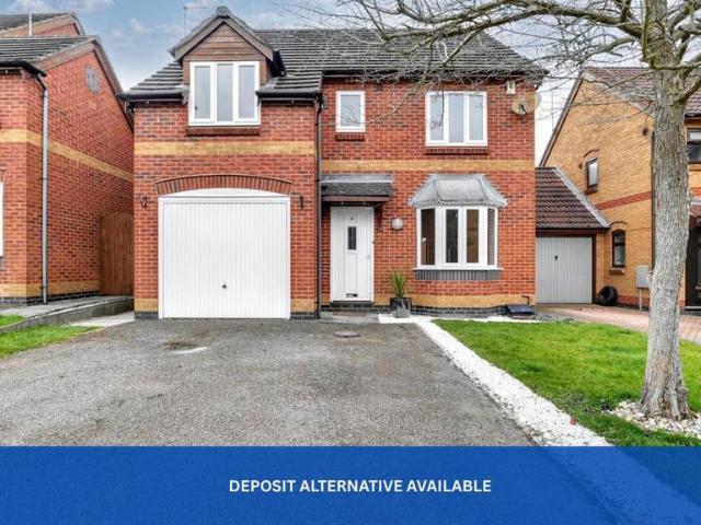 4 bedroom detached house to rent