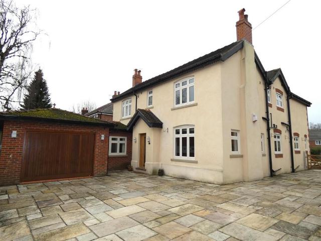 4 bedroom detached house to rent