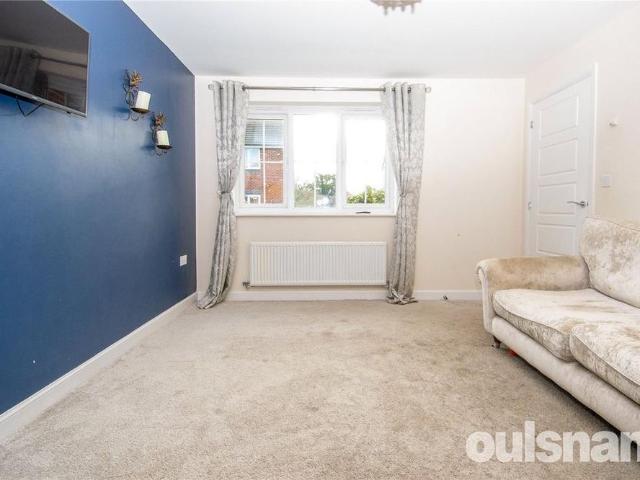 4 bedroom detached house to rent