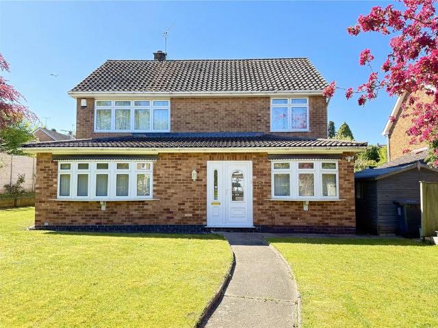 4 bedroom detached house to rent