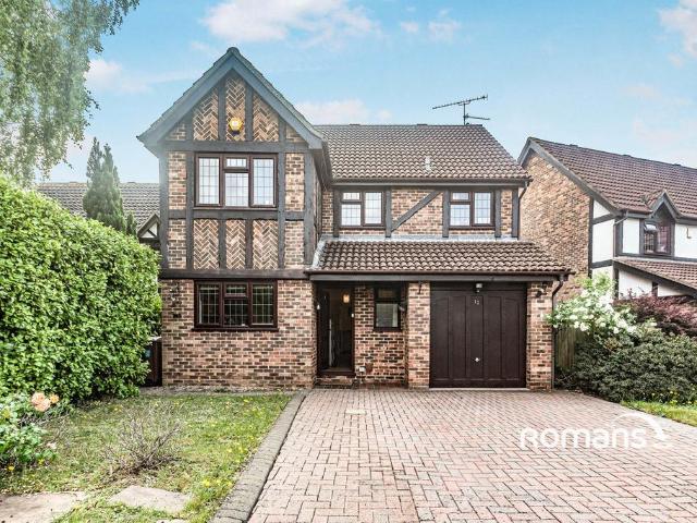 4 bedroom detached house to rent