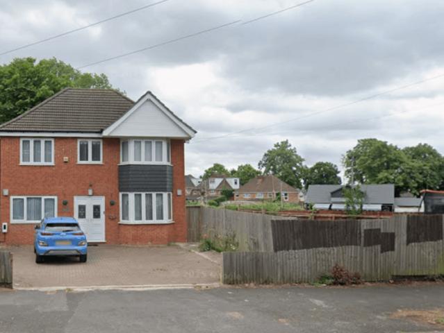 4 bedroom detached house to rent