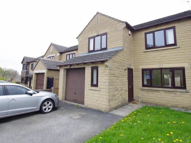 4 bedroom detached house to rent