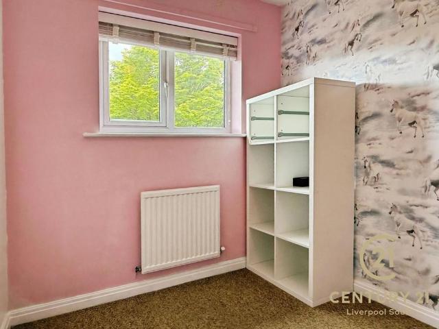 4 bedroom detached house to rent