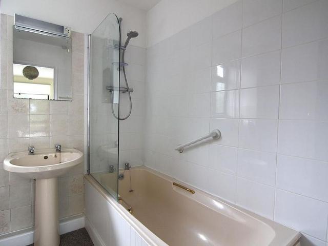 4 bedroom detached house to rent