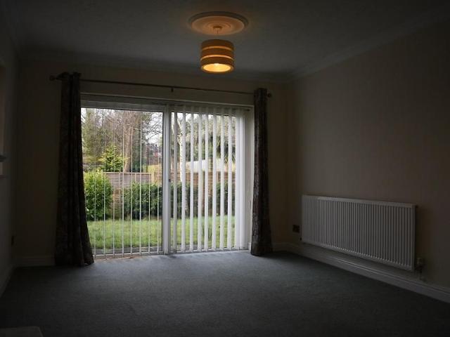 4 bedroom detached house to rent