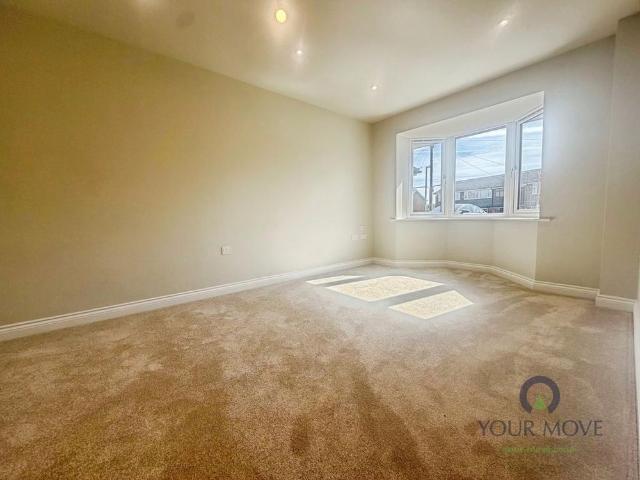 4 bedroom detached house to rent