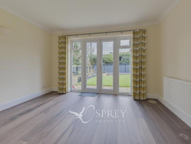 4 bedroom detached house to rent