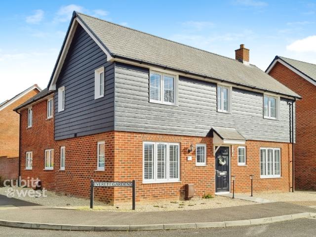 4 bedroom detached house to rent