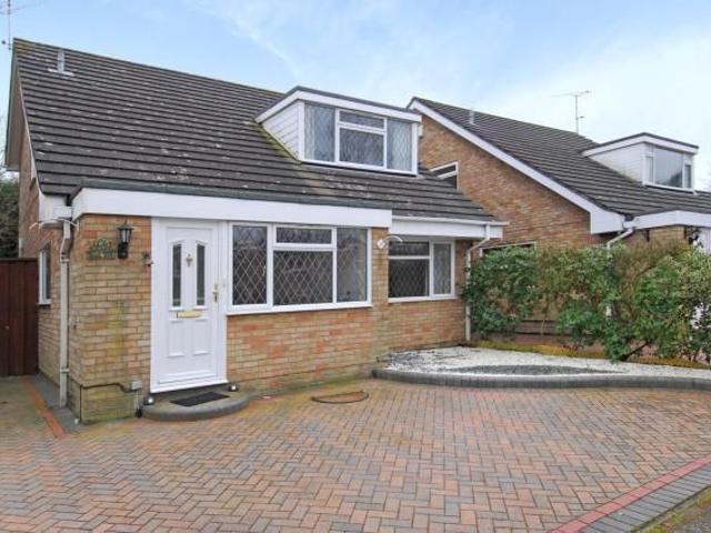 4 bedroom detached house to rent