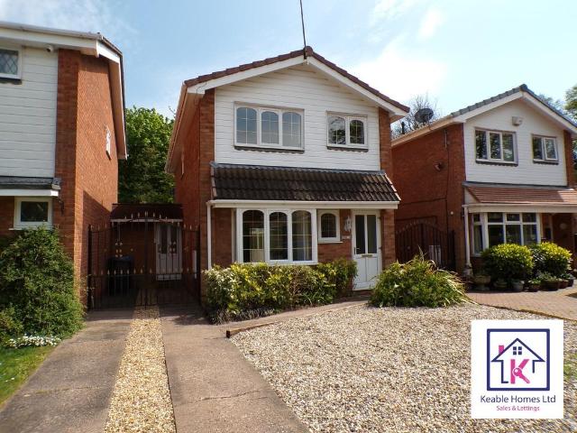 4 bedroom detached house to rent