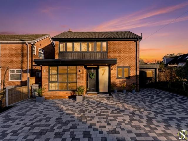 4 bedroom detached house to rent