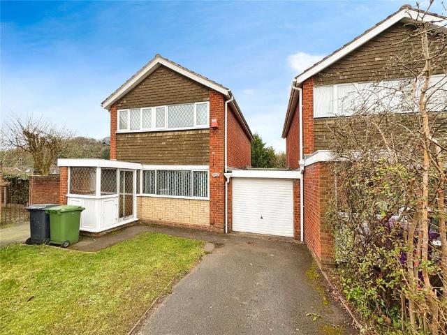 4 bedroom detached house to rent