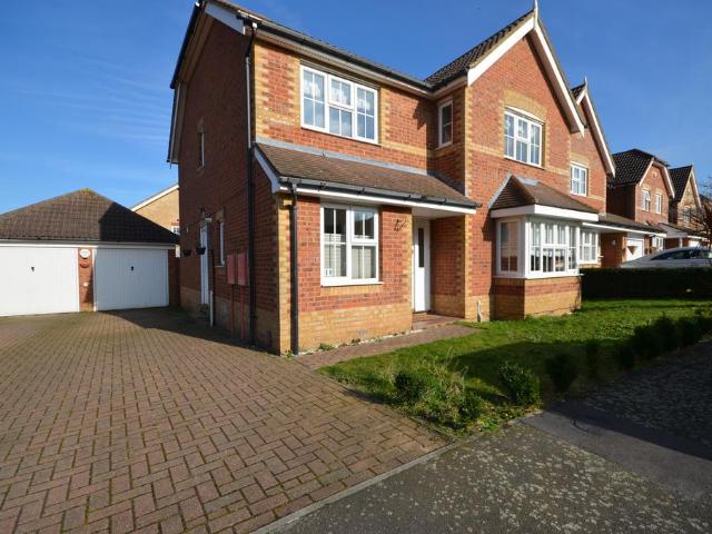 4 bedroom detached house to rent
