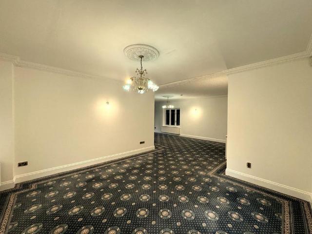 4 bedroom detached house to rent