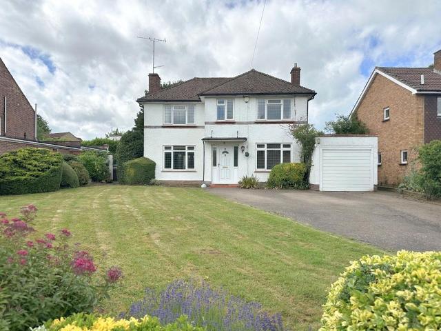 4 bedroom detached house to rent
