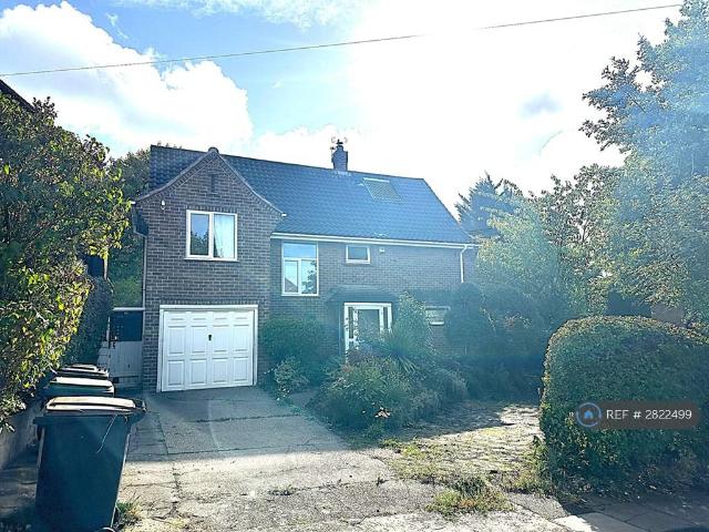 4 bedroom detached house to rent
