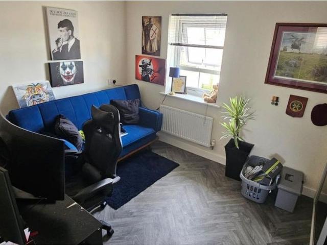 4 bedroom detached house to rent