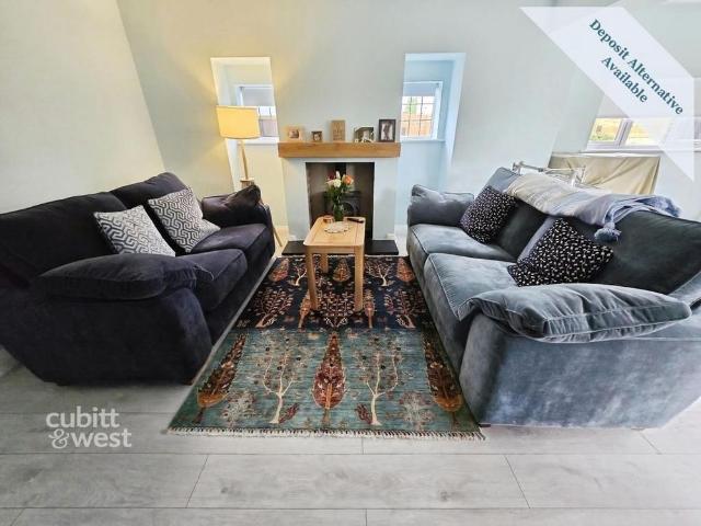 4 bedroom detached house to rent