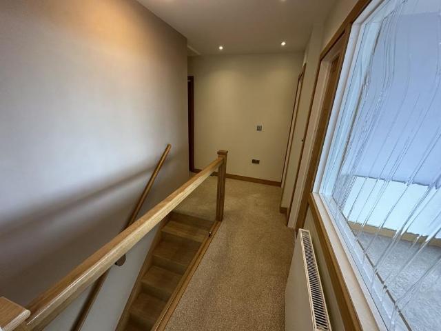 4 bedroom detached house to rent