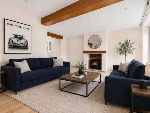 4 bedroom detached house to rent